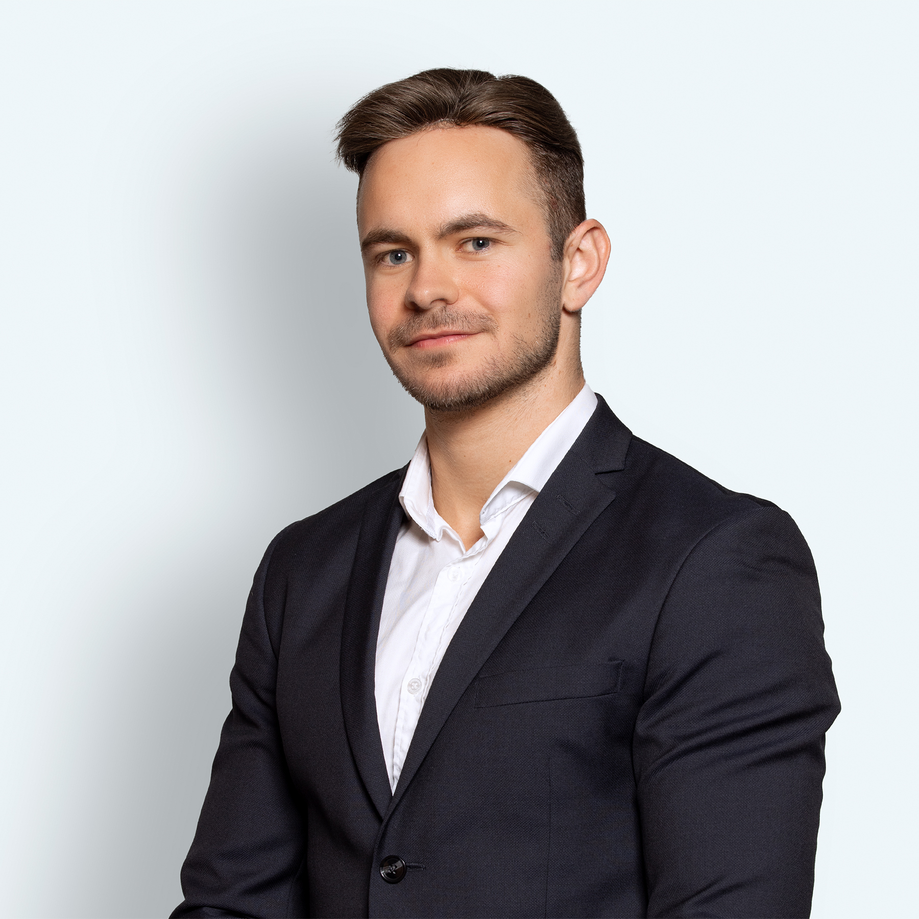 Adrian Alexander Visnes Lie | Advokatfirmaet Thommessen